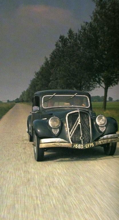 Citroën Traction 22 V8 : Des survivantes ? - Avant guerre (…-1945 ...