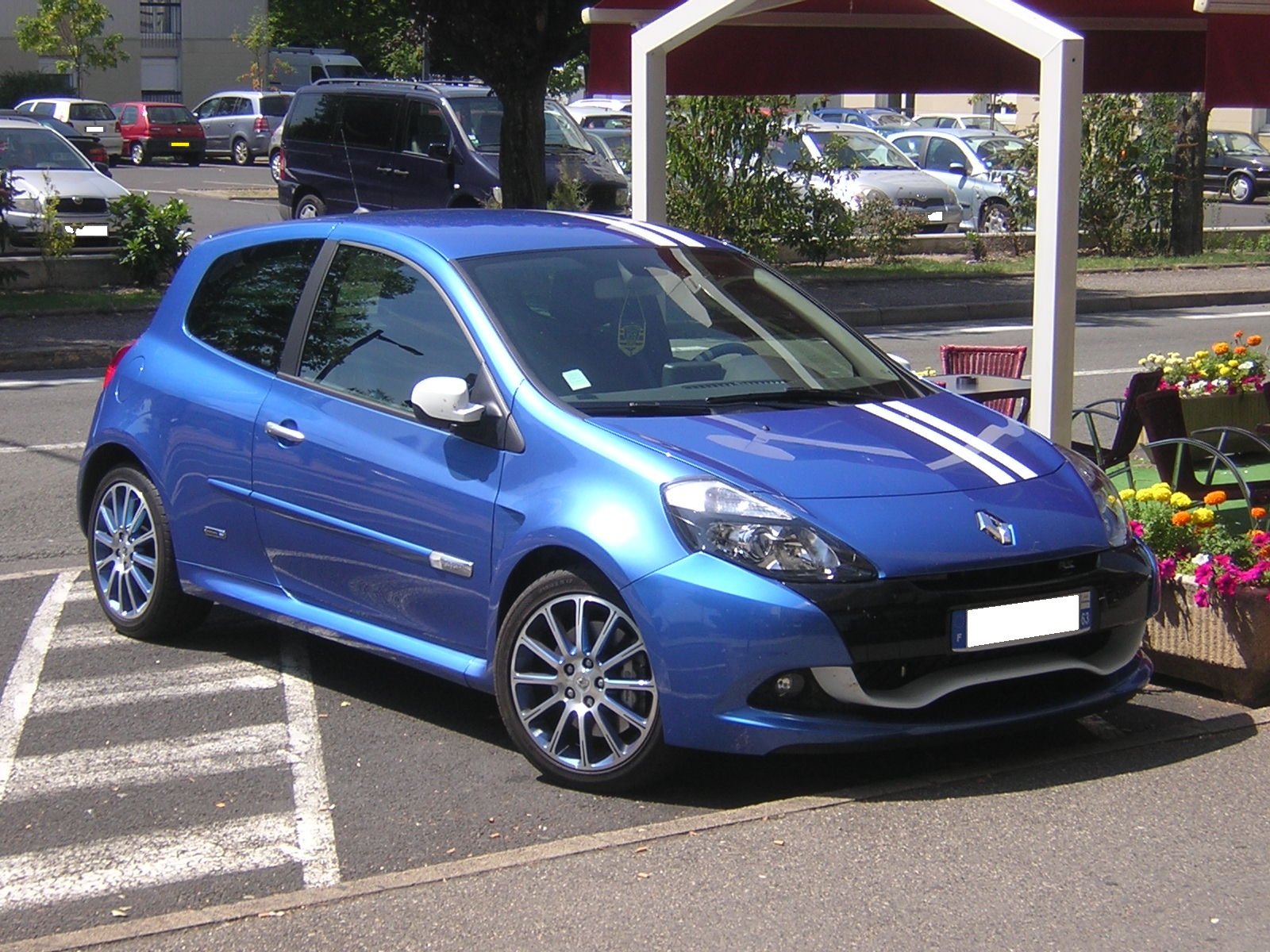 Renault . 2011 Clio RS Gordini - Albums convertis - Forum Auto