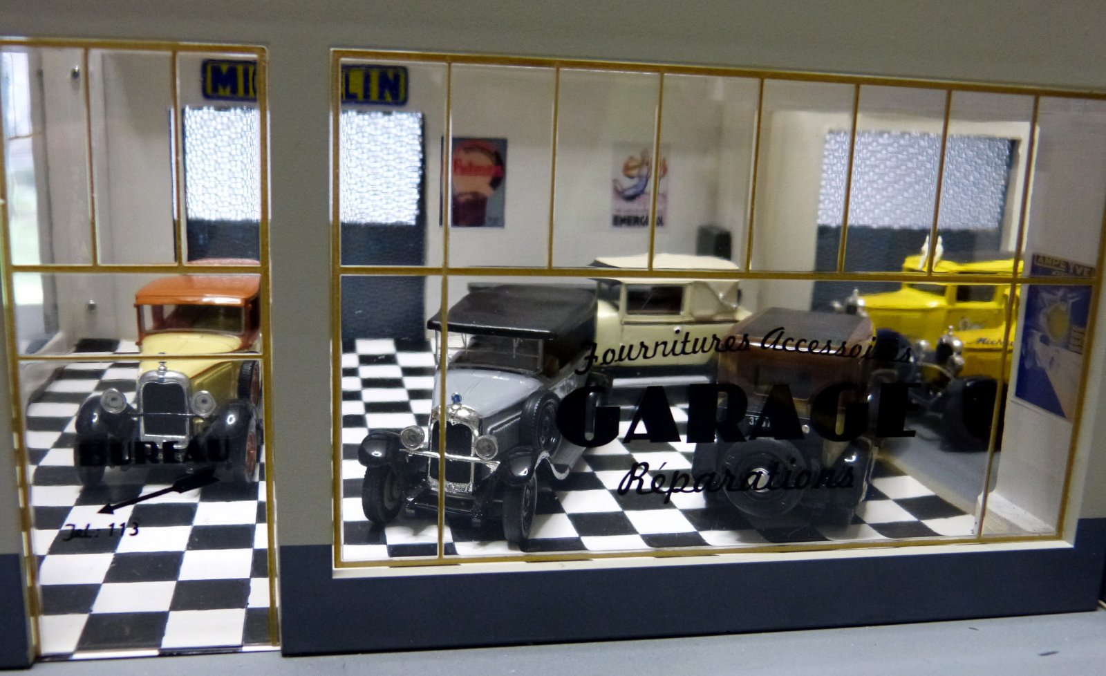 Garage 1930 04 - Albums convertis - Forum Auto