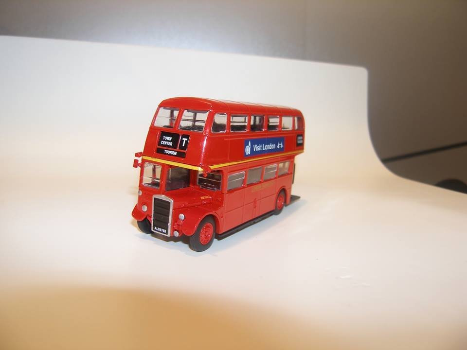 BUS ANGLAIS IXO - Albums convertis - Forum Auto