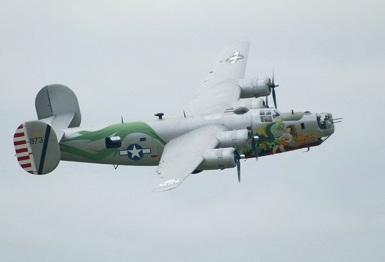 B-24 Liberator Dragon - Albums convertis - Forum Auto