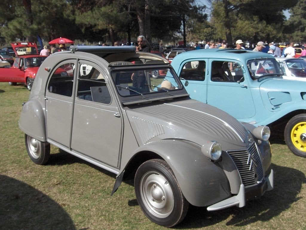 2CV - Albums convertis - Forum Auto