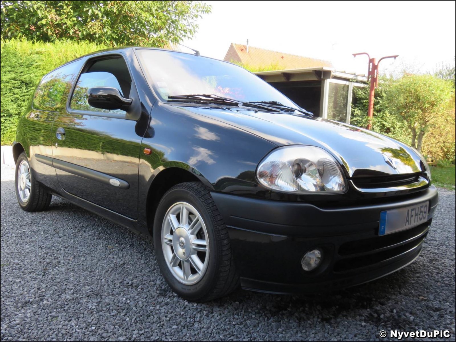 [Présentation] Renault Clio II 1.6 16v Initiale Paris - 2000 - Clio ...