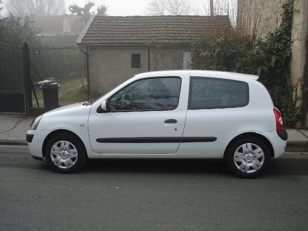 CLIO 2 Phase 2 - Forum Auto