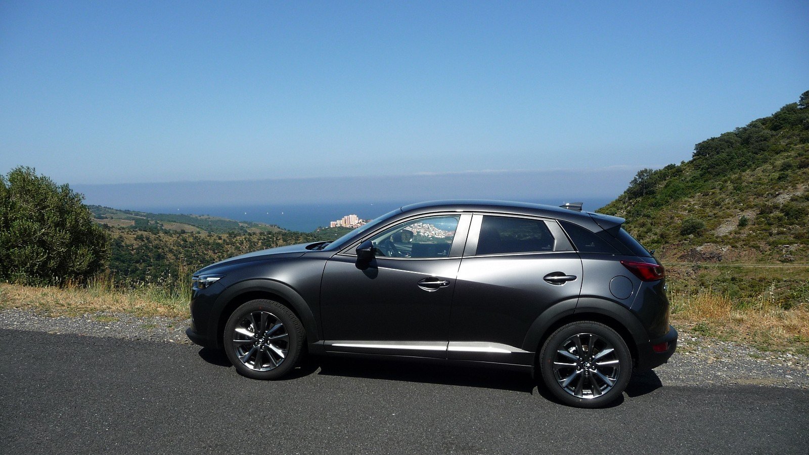 Mazda CX3 exclusive - Albums convertis - Forum Auto