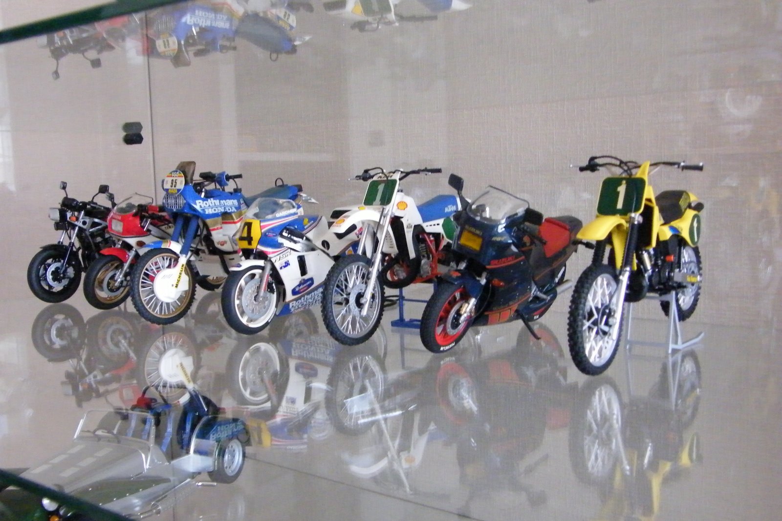 Suzuki RM 250 - Forum Auto