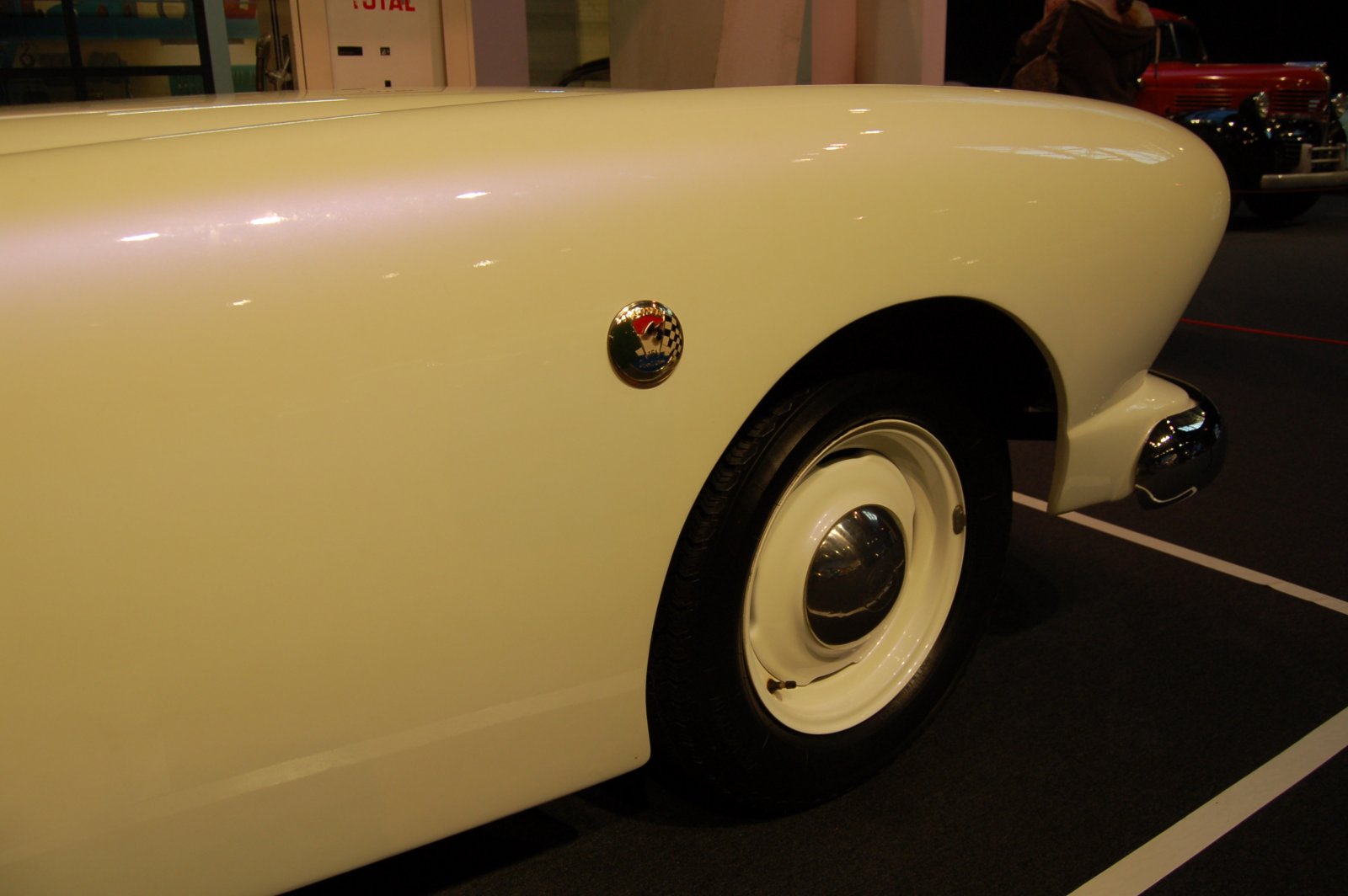 Kaiser - Albums convertis - Forum Auto