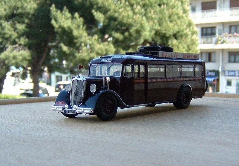 N°83 - Le Citroen T45 de 1934 a - Albums convertis - Forum Auto