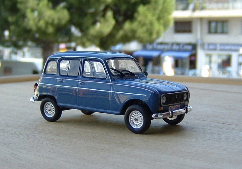 N°19 - La Renault 4 Shopping de 1982 e - Albums convertis - Forum Auto