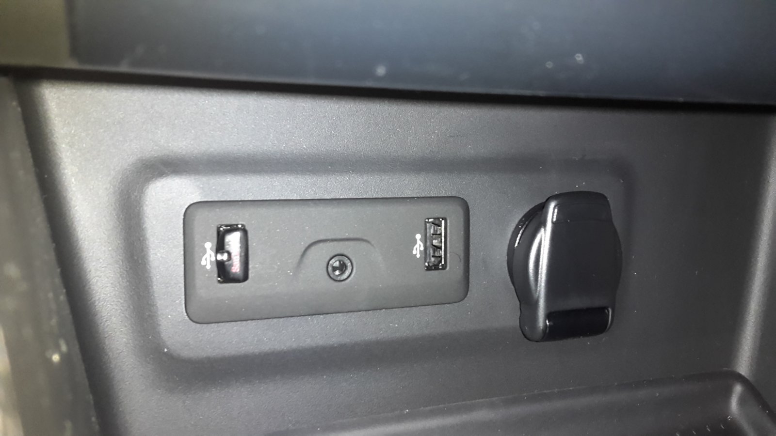 lecteur port GT - Albums convertis - Forum Auto