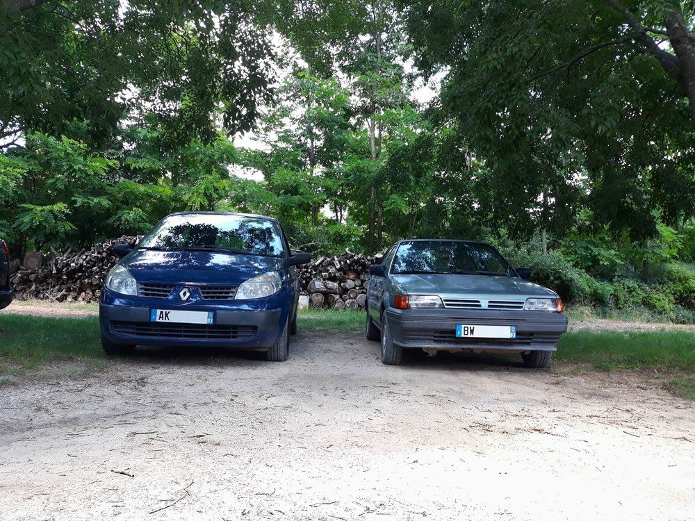 Renault Scenic et Nissan Sunny - Albums convertis - Forum Auto