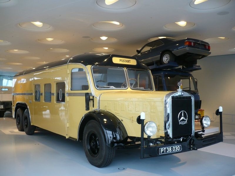 N°91 - Le Mercedes-Benz 0 10000 de 1938 g - Albums convertis - Forum Auto