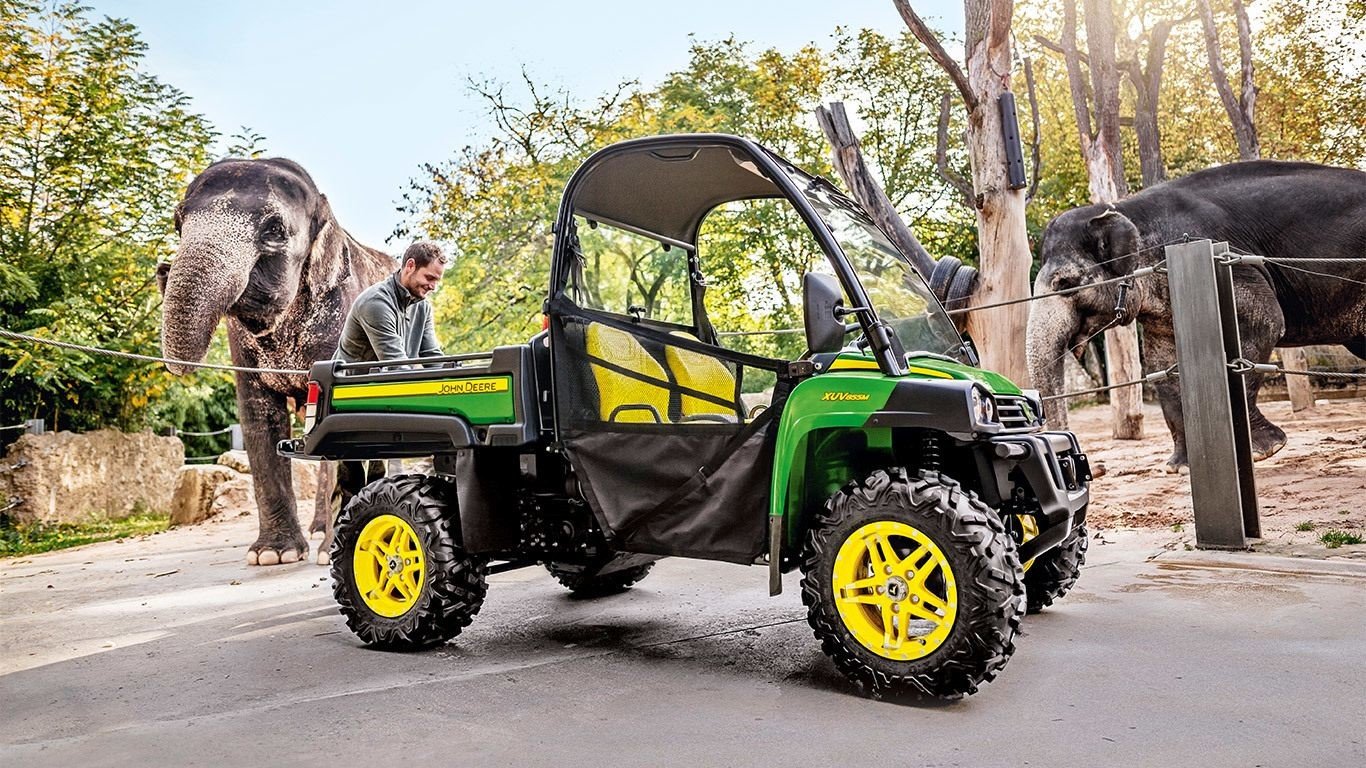 Spannende Gator John Deere Fotos