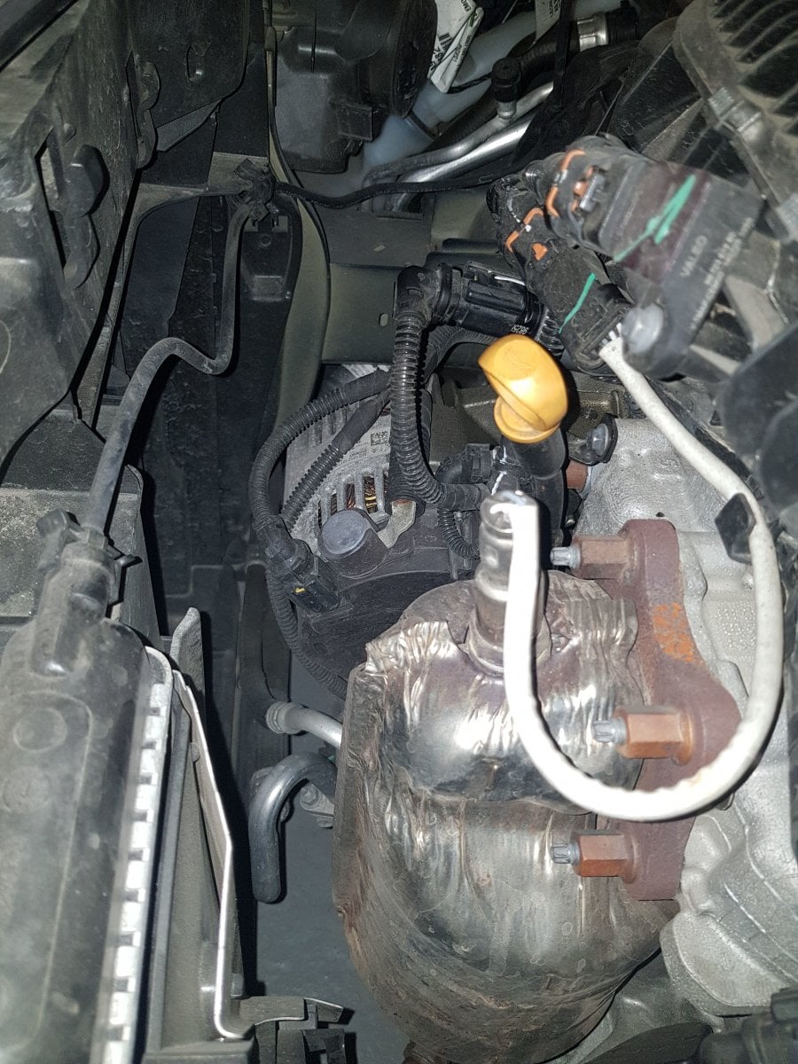 208 : Problème : Pression huile moteur insuffisante. - Peugeot ...