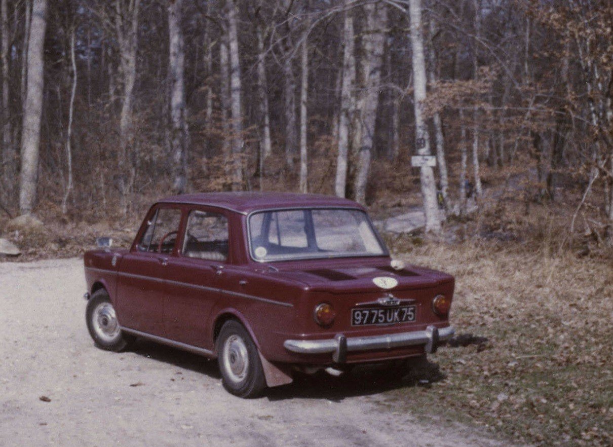 SIMCA 1000 GLS, millenium 1967 (?) Mon pere avait absolument la meme ...