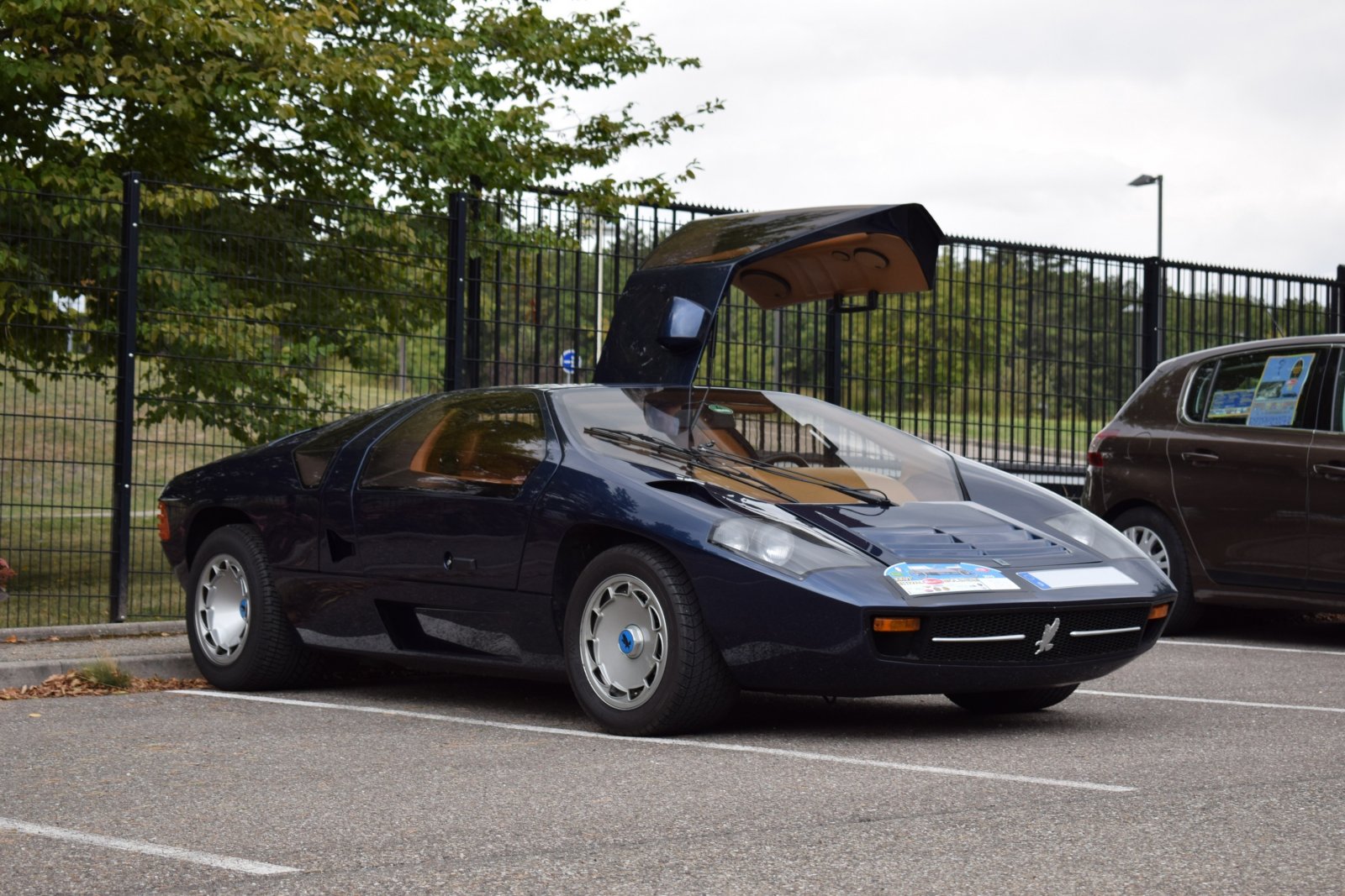 Isdera Imperator - Albums convertis - Forum Auto