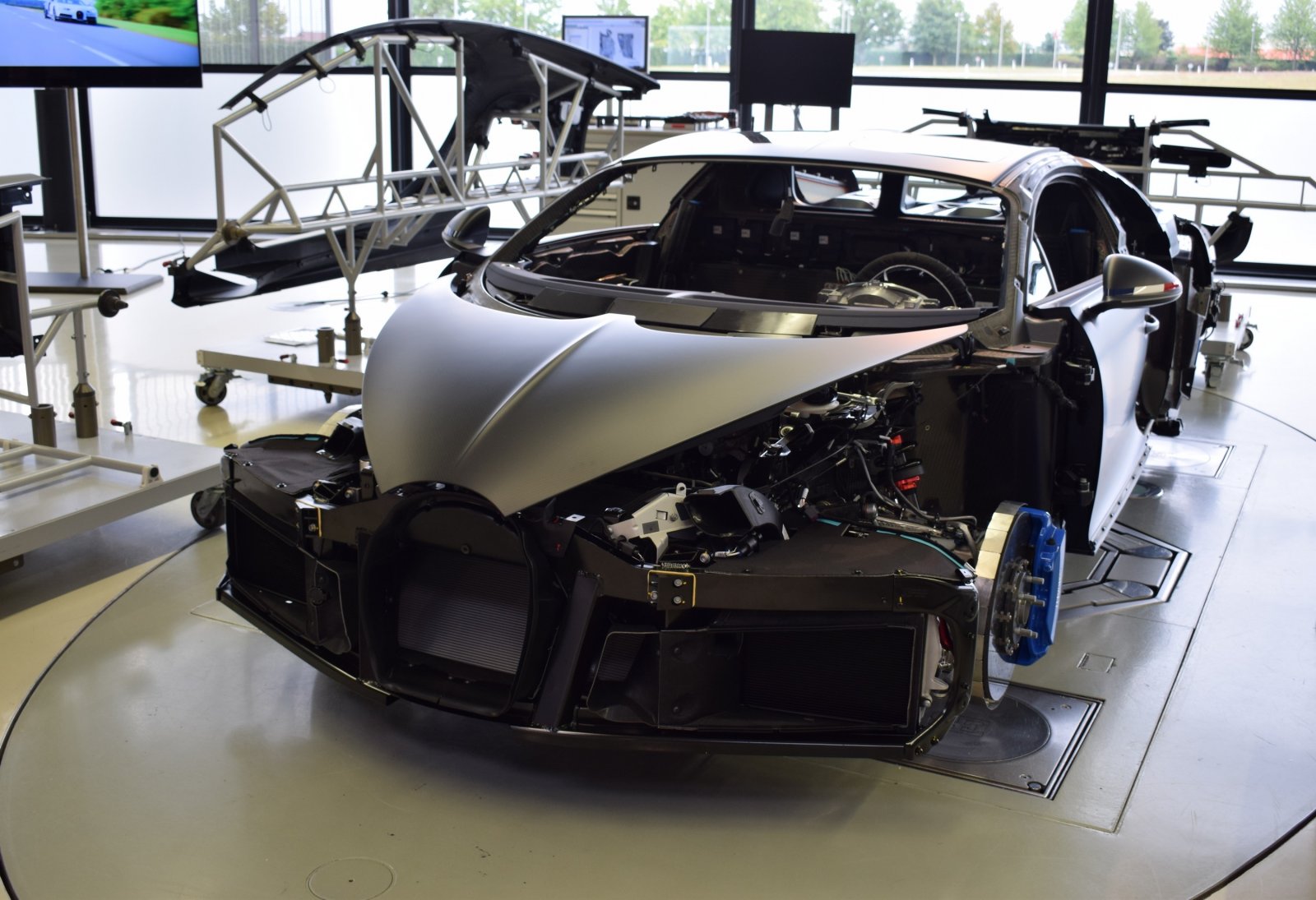 Bugatti Chiron 110 ans - Albums convertis - Forum Auto