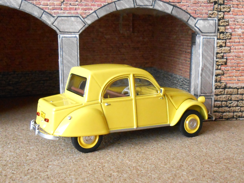 1970 Citroën 2CV 'Citroneta' (IXO Models) 02.png - Albums des membres ...