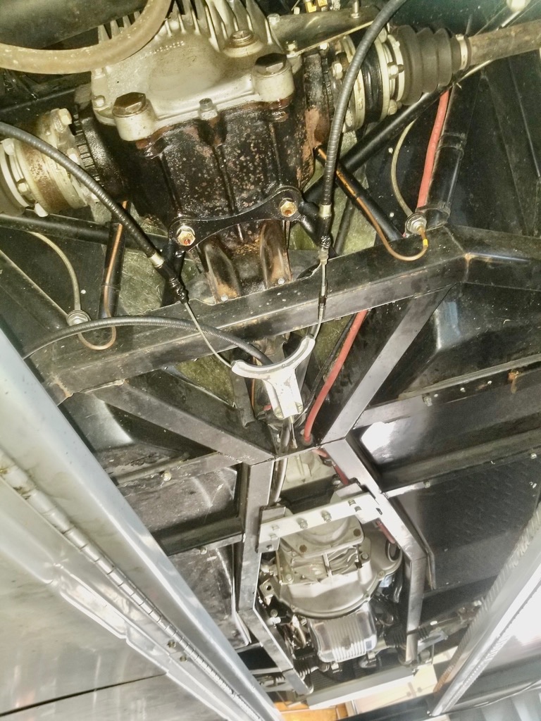 La dynastie TINA. - Présentations - AC Cobra, GT40, Daytona (et ...