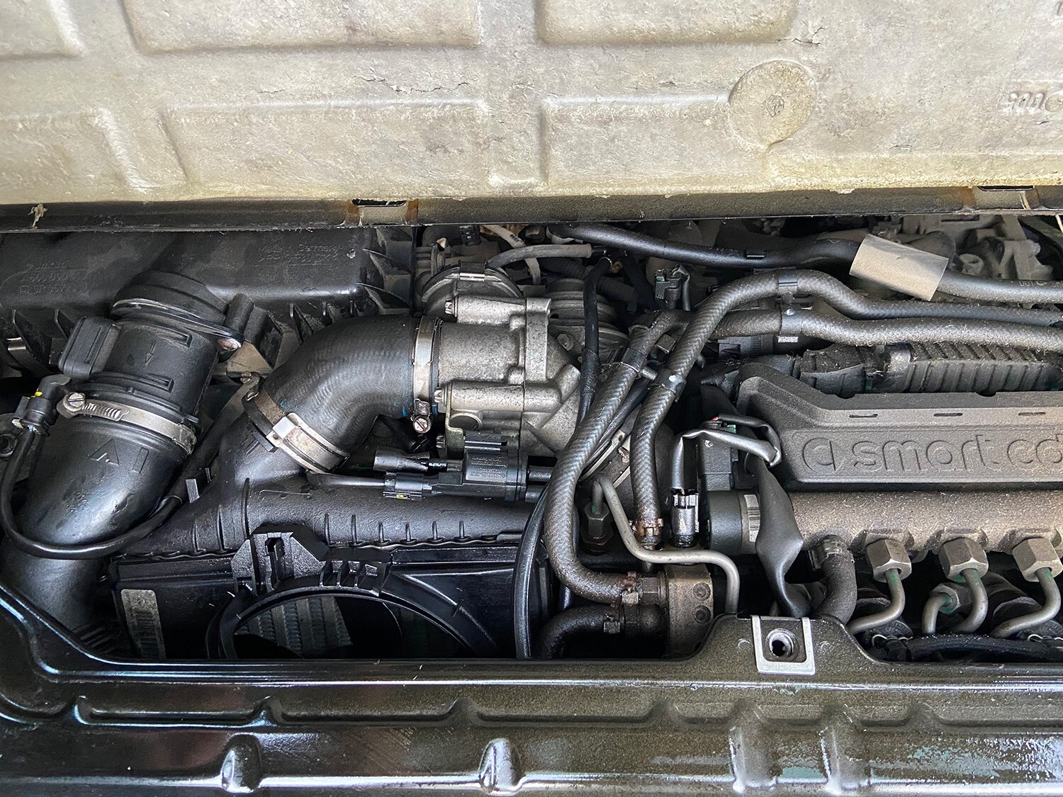 fuite de gasoil dans le moteur (photos) - ForTwo / #2 - Smart - Forum ...