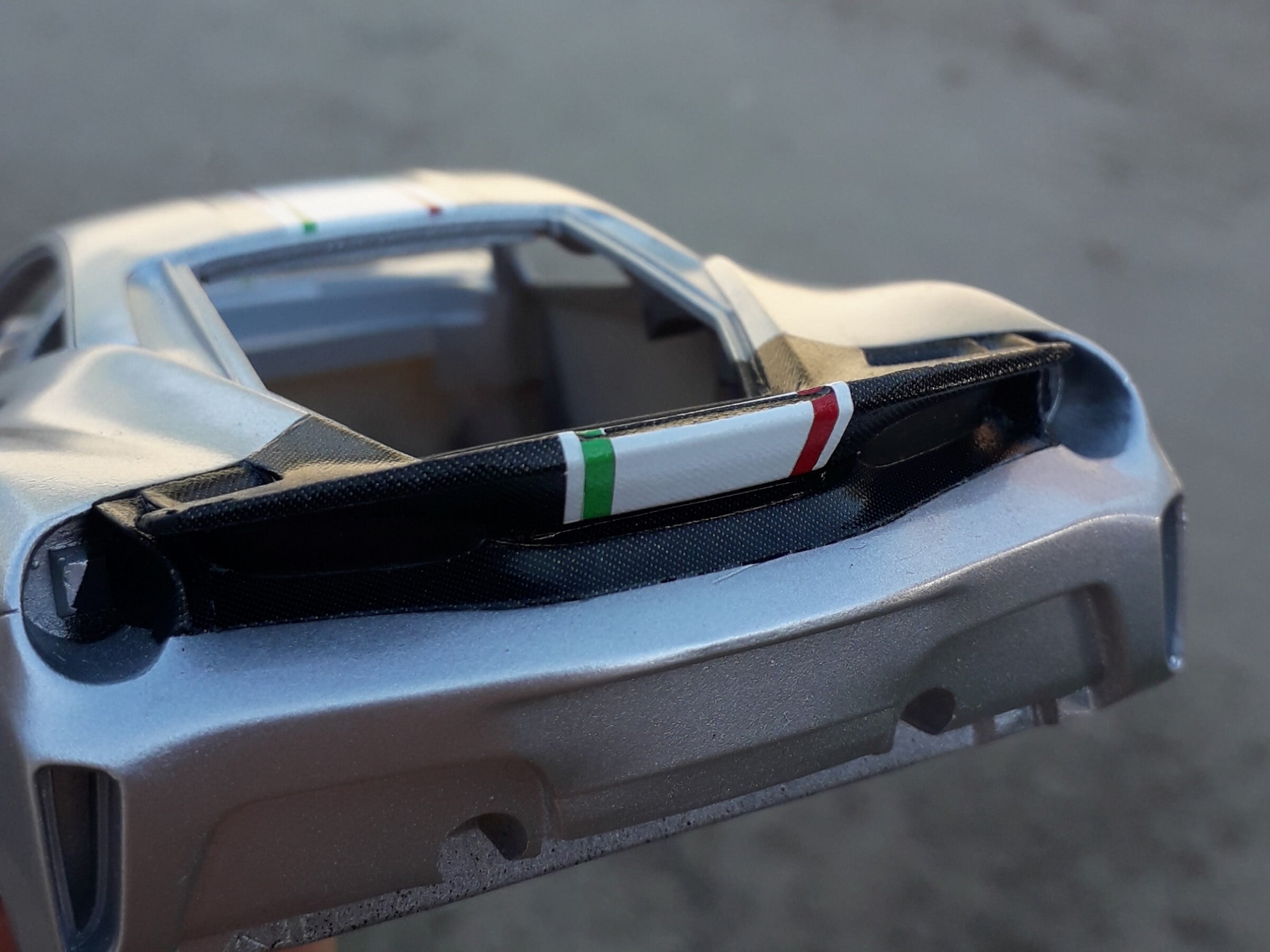 Ferrari 488 Pista Piloti - Alphamodel 1/24 - Page 2 - Maquettes ou Kits ...