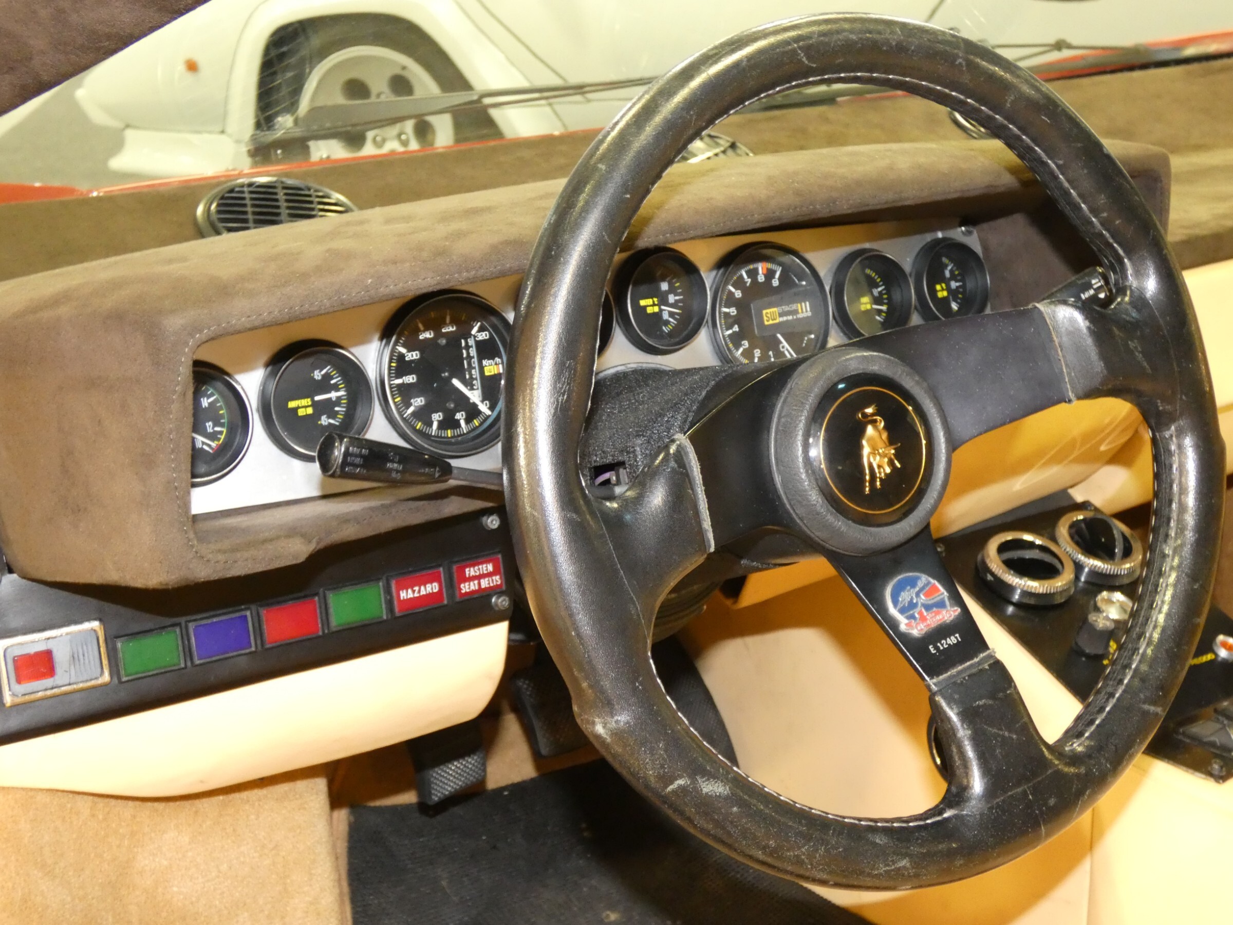 [Topic officiel] Lamborghini Countach - 70s (1971-…) - Anciennes ...