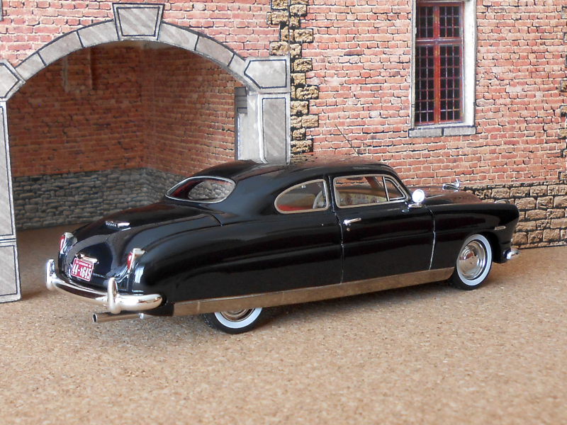 1948 Hudson Commodore Coupe (NEO Scale Models) 02.png - Albums des ...