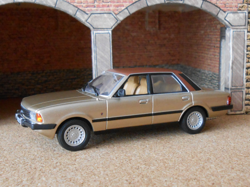 1981 Ford Taunus Ghia (IXO Models) 01.png - Albums des membres - Forum Auto