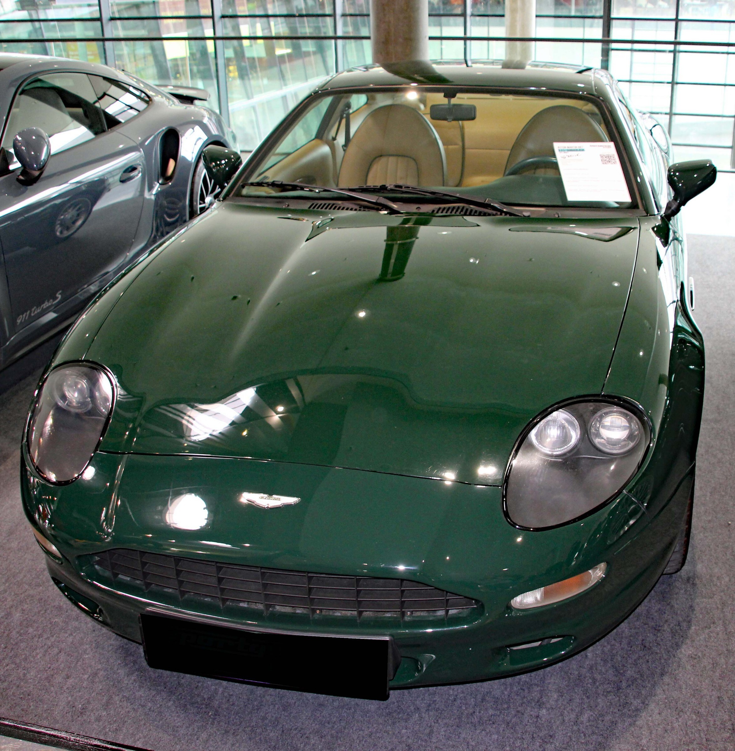 Concours photo ASTON MARTIN "une Aston Martin en intérieur" - Page 329 ...