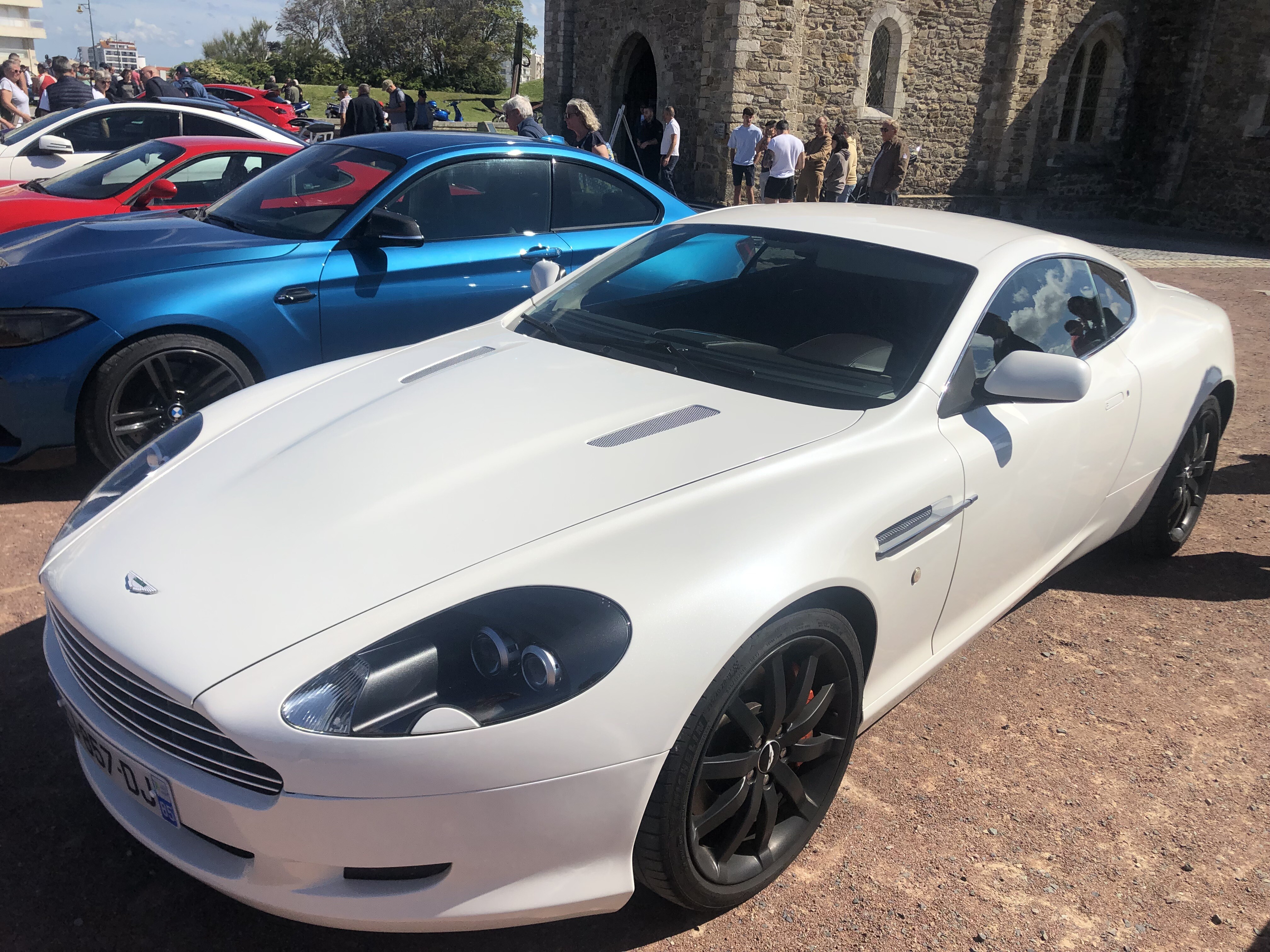 Concours photo ASTON MARTIN "Une Aston Martin sur la route" - Page 333 ...