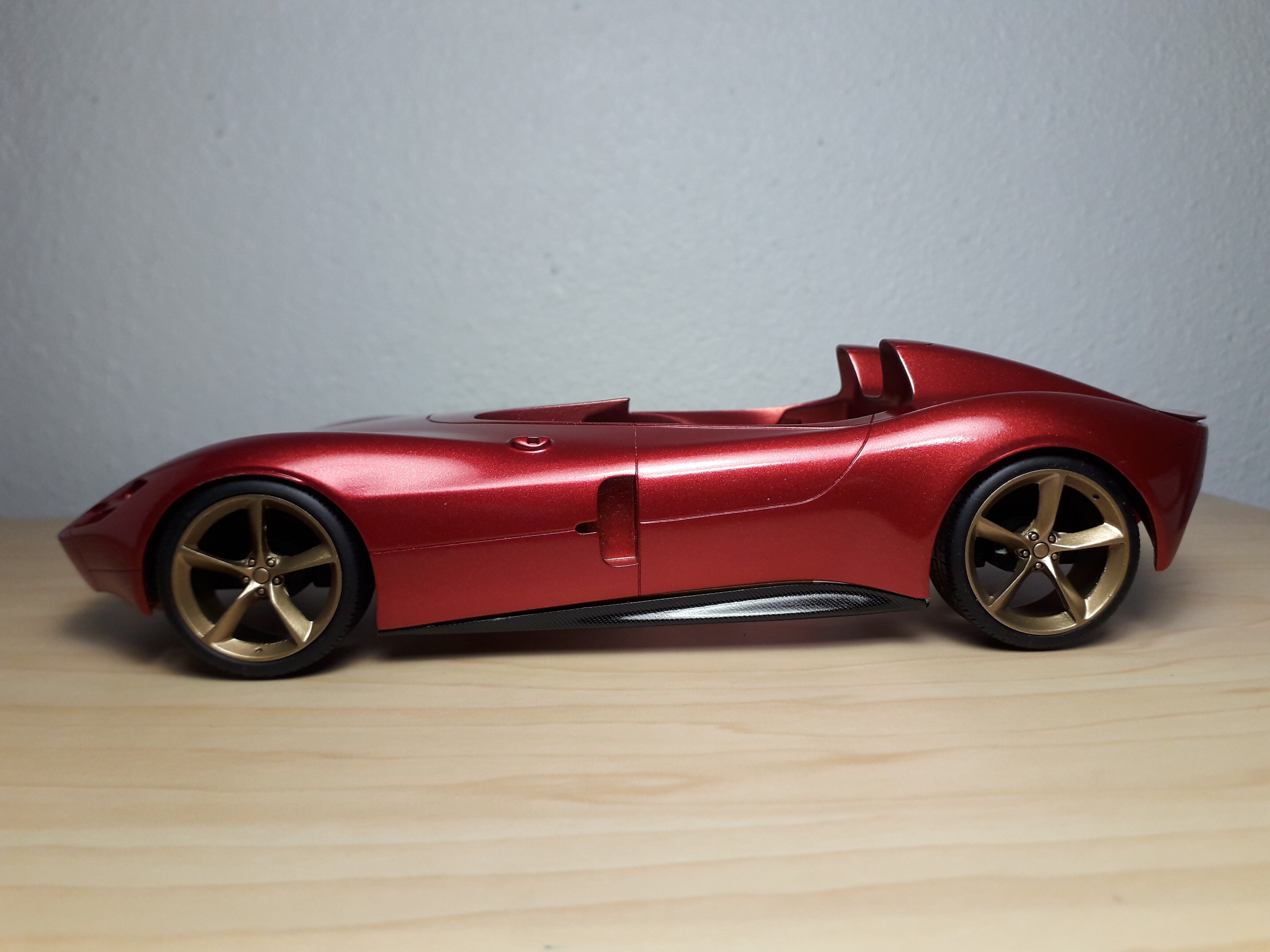 Ferrari Monza SP2 - Alpha Model 1/24 - Maquettes ou Kits à monter ...