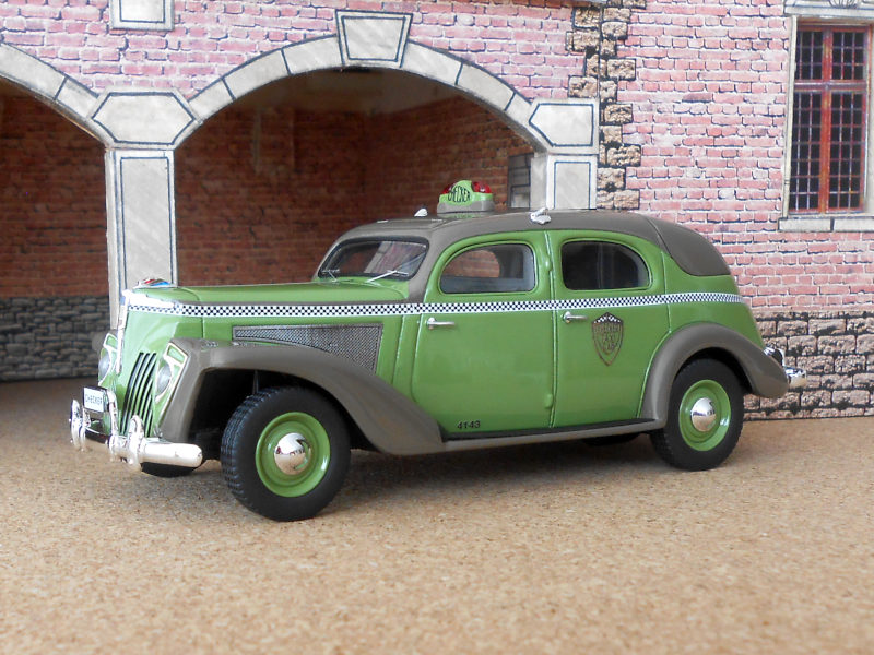 1940 Checker Model A 'Chicago Taxi' (Automodello) 01.png - Albums des ...