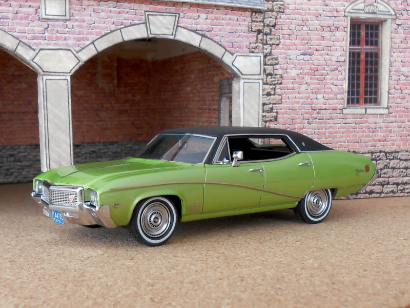 1968 Buick Skylark Custom Sedan (NEO Scale Models) 01.png - Albums des ...