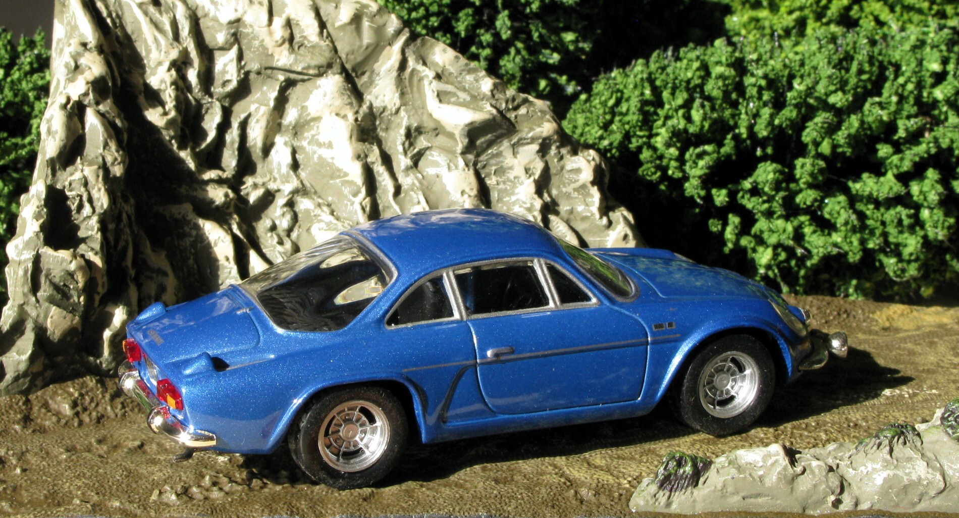 [concours PHOTOS] Les SPORTIVES en miniature --- Sportive grand luxe ...