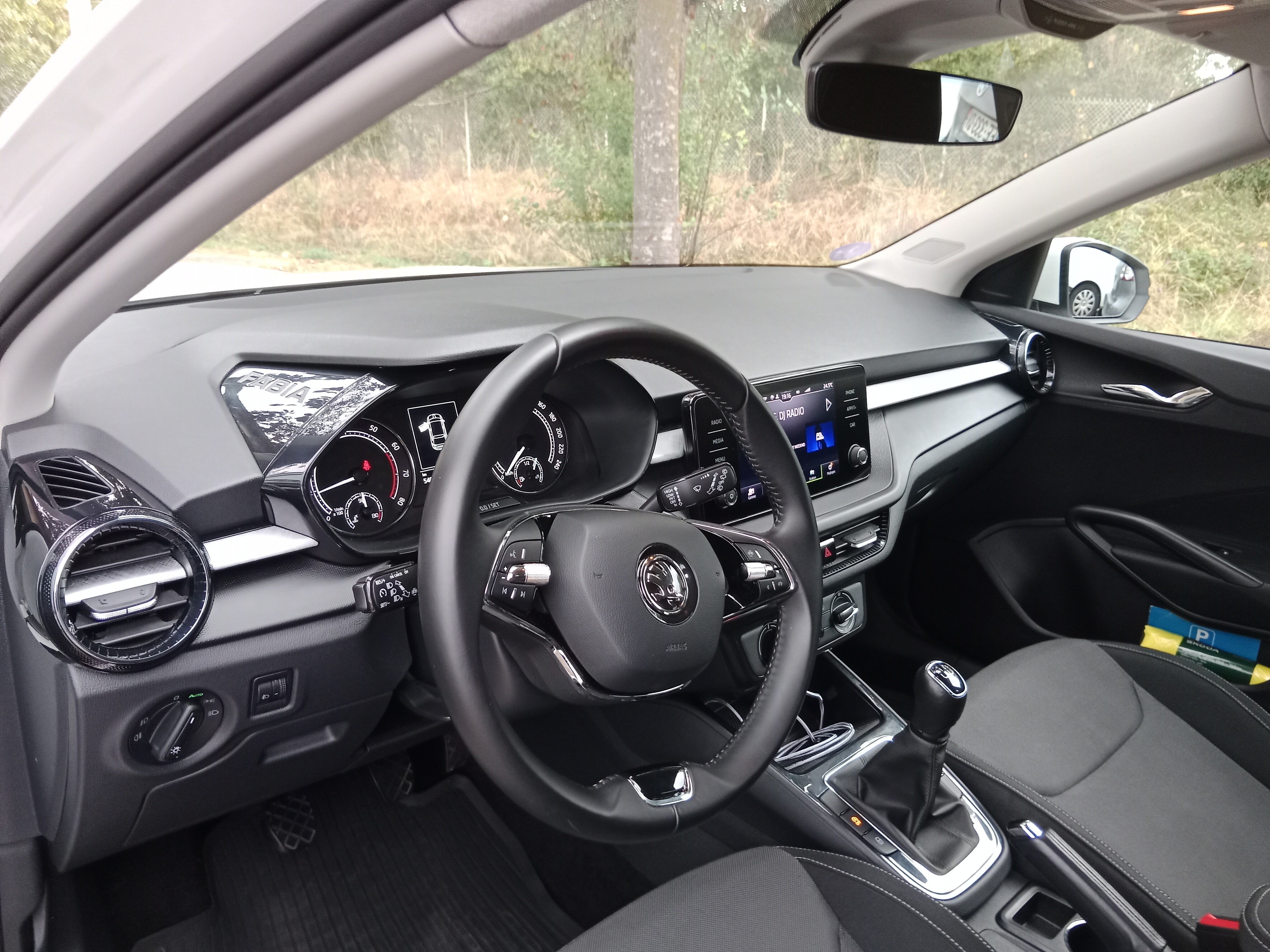 Petite présentation de ma Fabia 4 Ambition TSI 95 - Fabia - Skoda ...