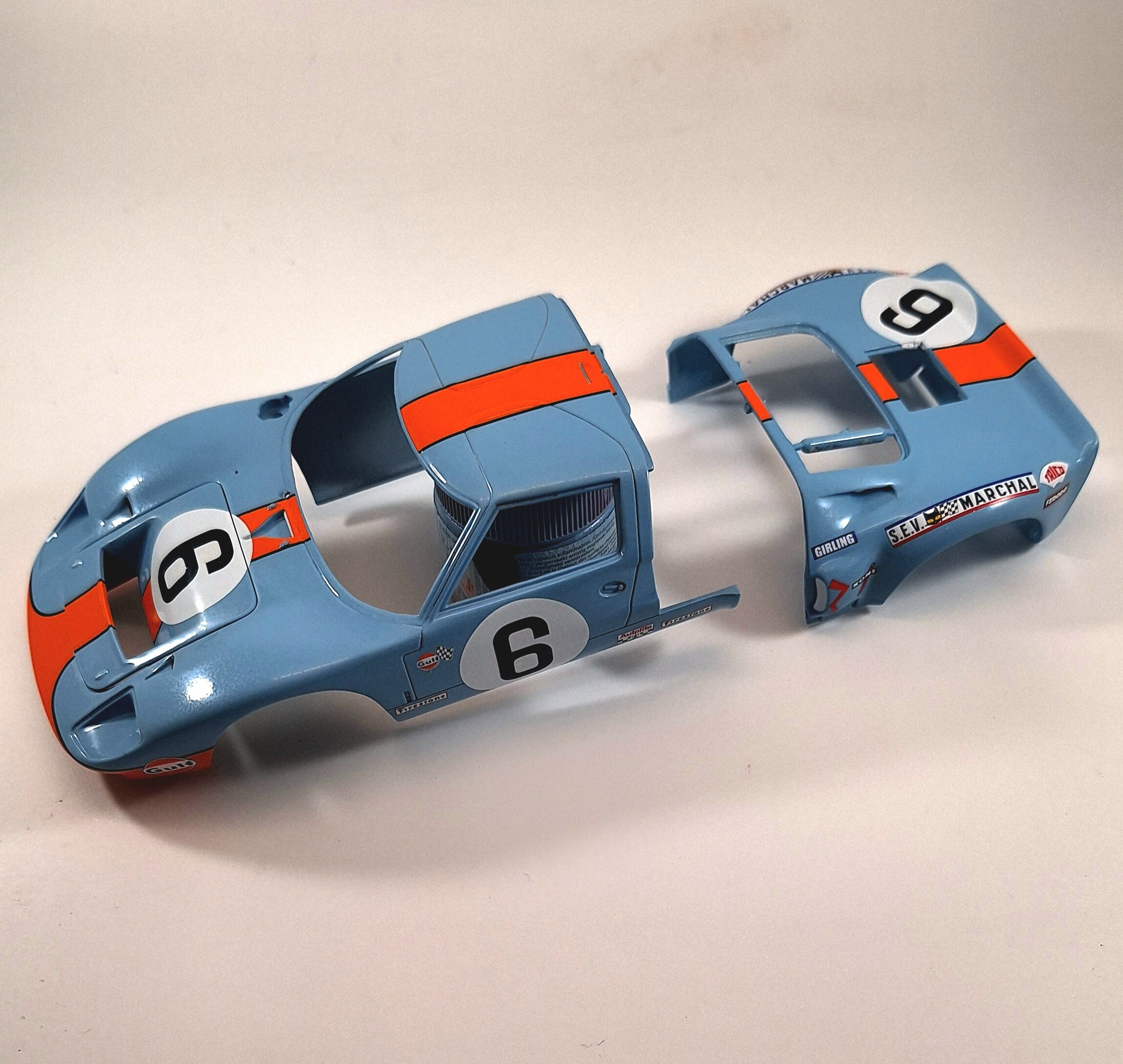 Ford GT40 69 Jacky Ickx Revell 1/24 - Maquettes ou Kits à monter ...