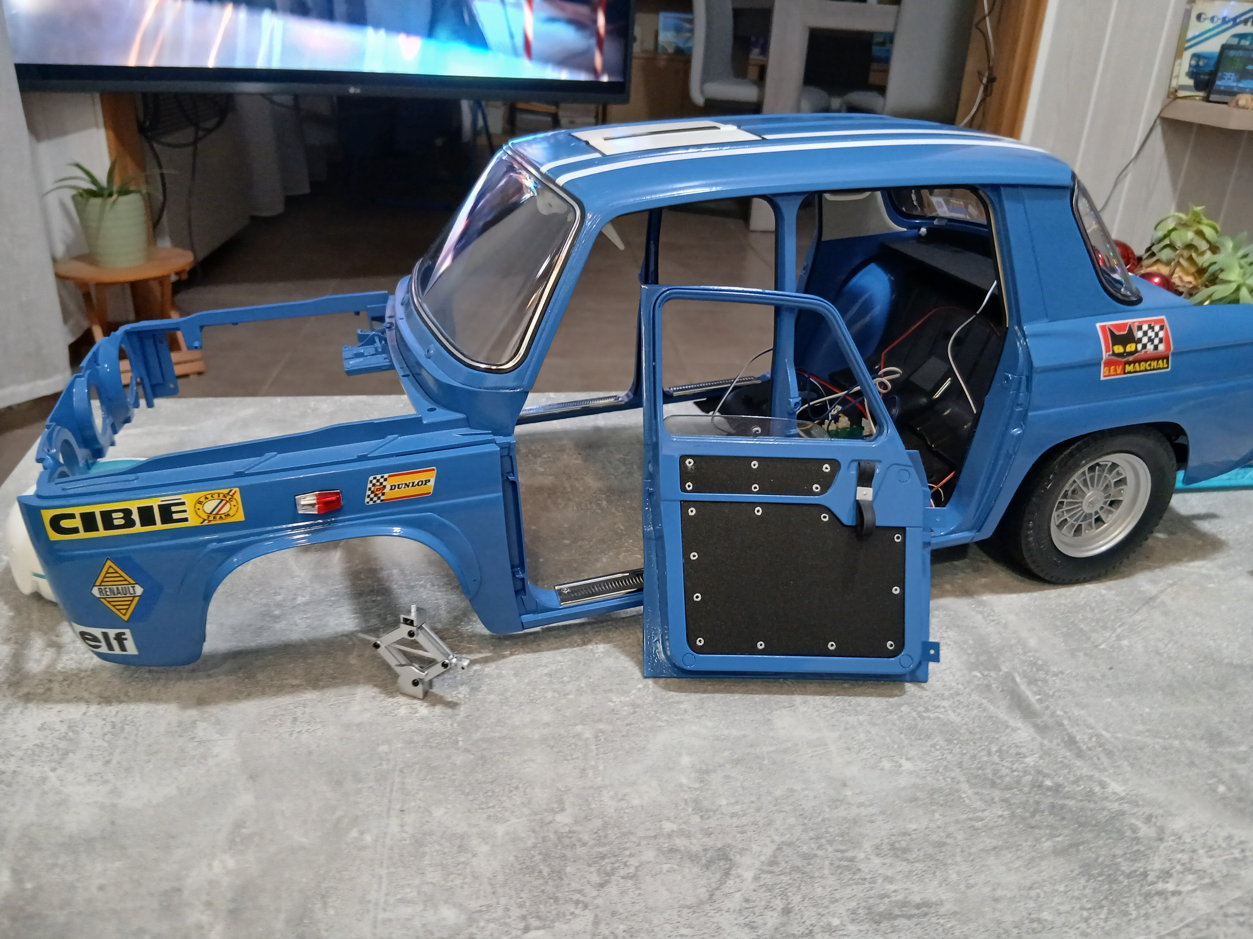 Mes maquettes autos au 1/8 (montage et fabrications) - Page 43 - Autres ...