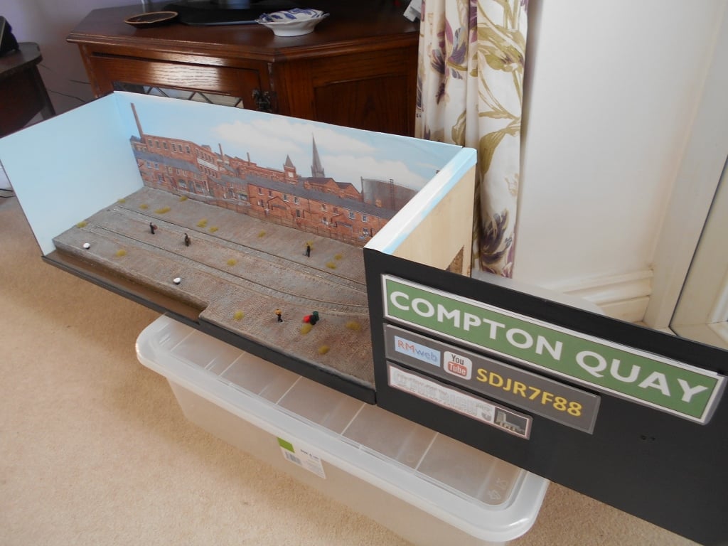Compton Quay (00 gauge), Micro Layout - Layout topics - RMweb