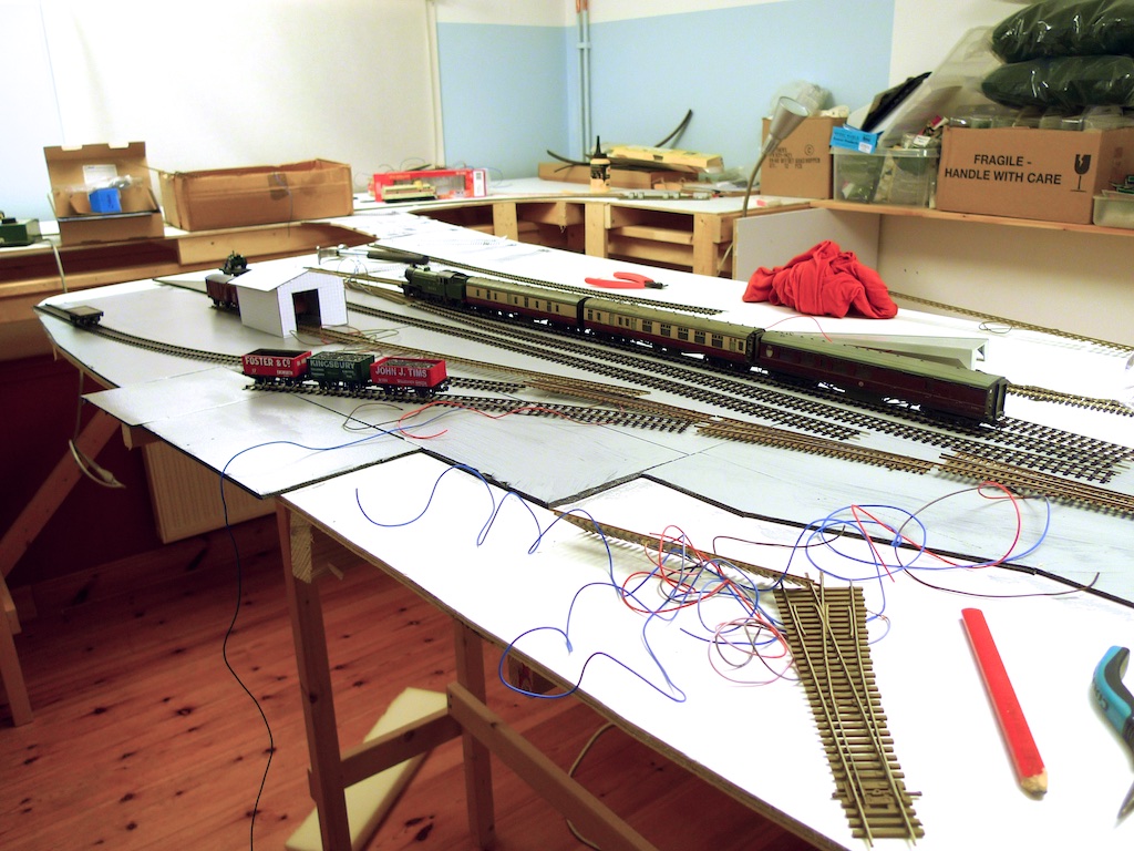 Branch line terminus, ca 1950, north east - Layout & Track Design - RMweb