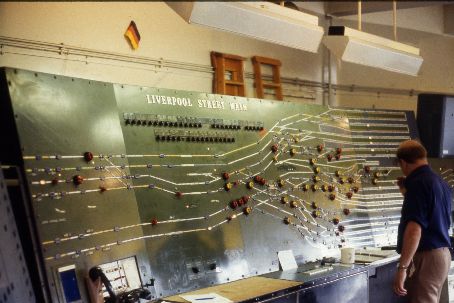 Liverpool Street Station Signal Box 1950’s-1960’s. - UK Prototype ...