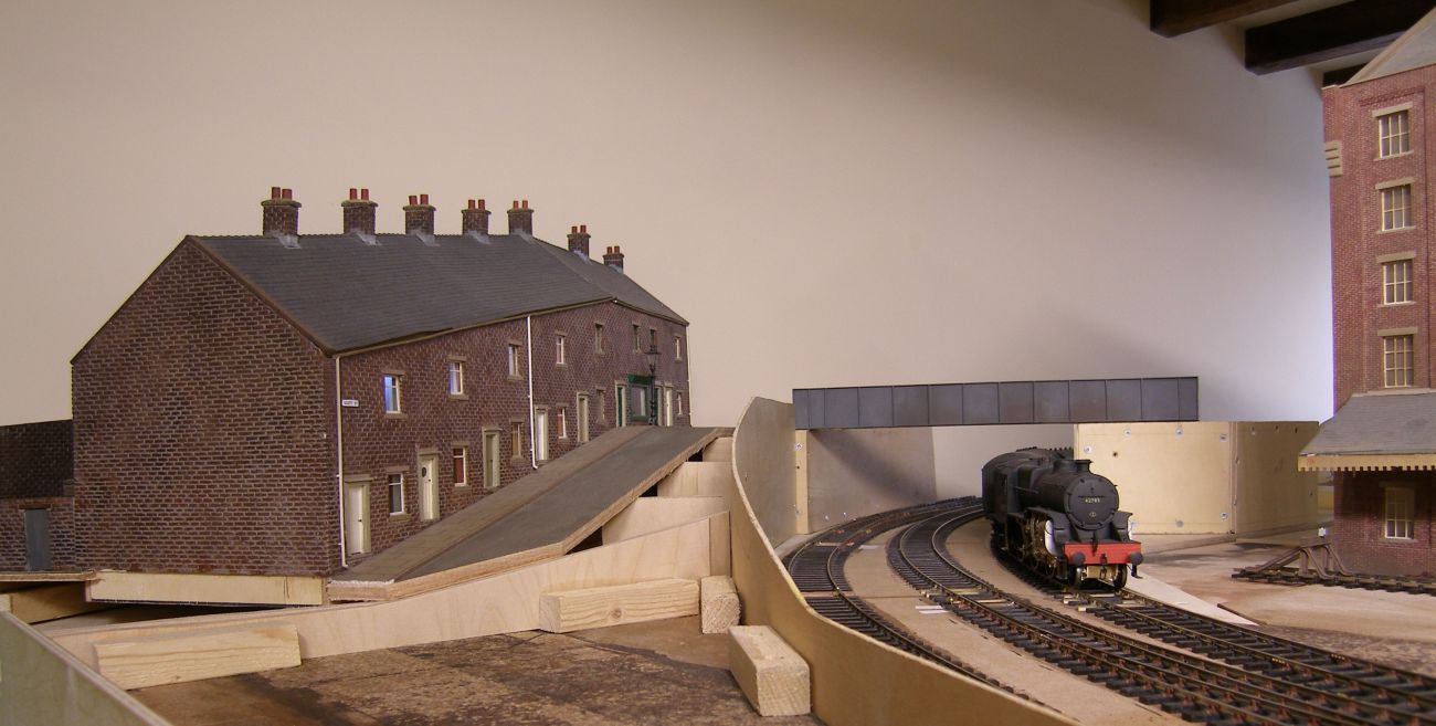 Warehouse End Rebuild - 'Heyside', 7mm Scale Layout, BR Late 50s/Early ...