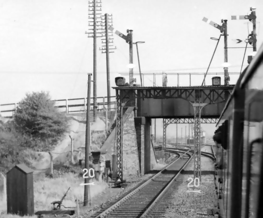 Semaphore signal route indicators - Modelling Questions, Help and Tips ...