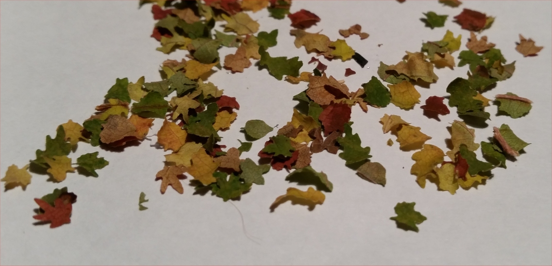 Leaves ... from real leaves? - Scenery, Structures & Transport - RMweb