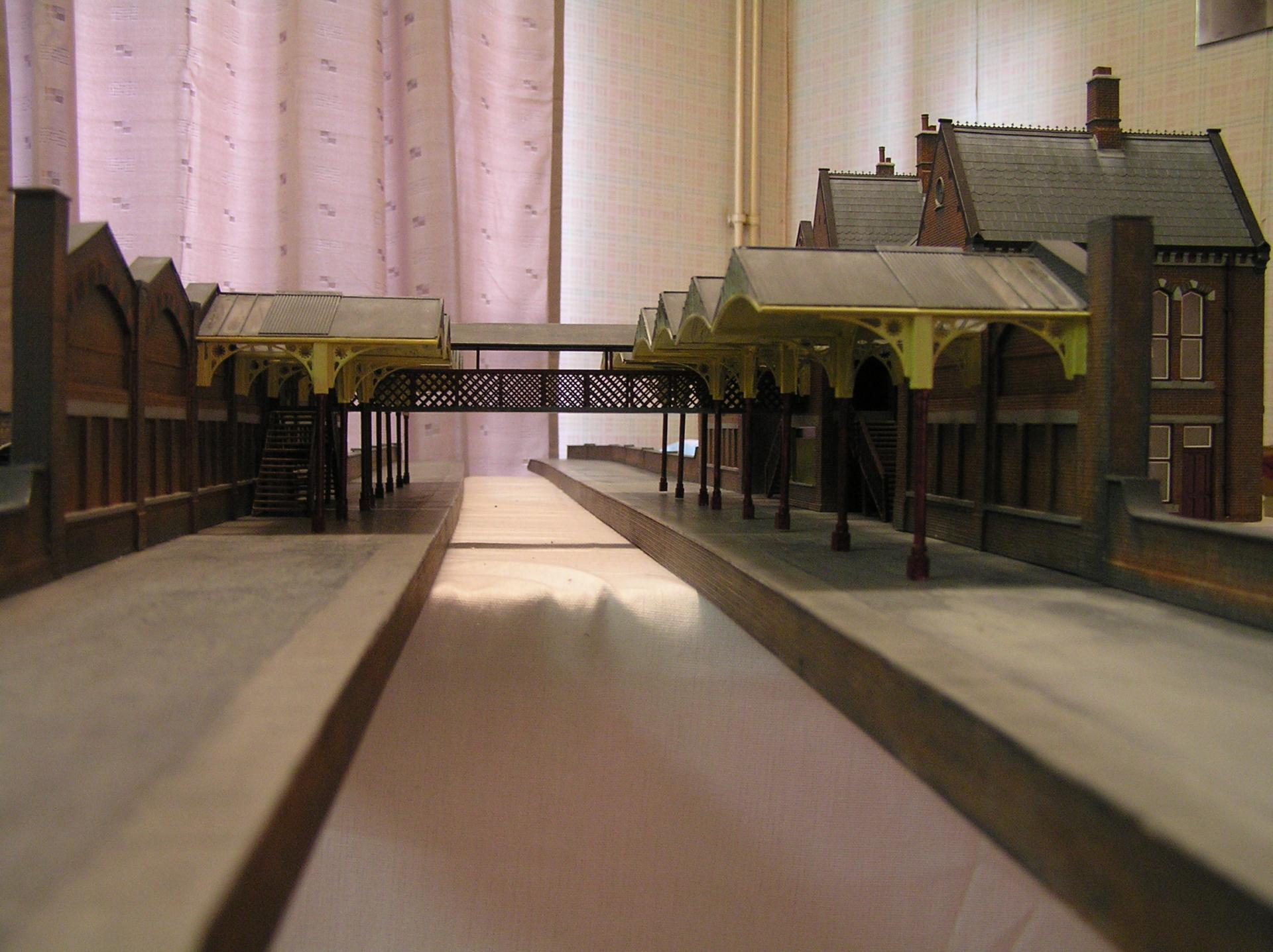 Didsbury Station platforms / canopy - Scenery, Structures & Transport ...