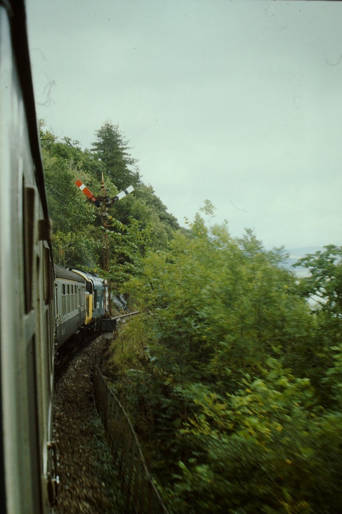 PASS OF BRANDER STONE FALL SIGNALS - Railways of Scotland - RMweb
