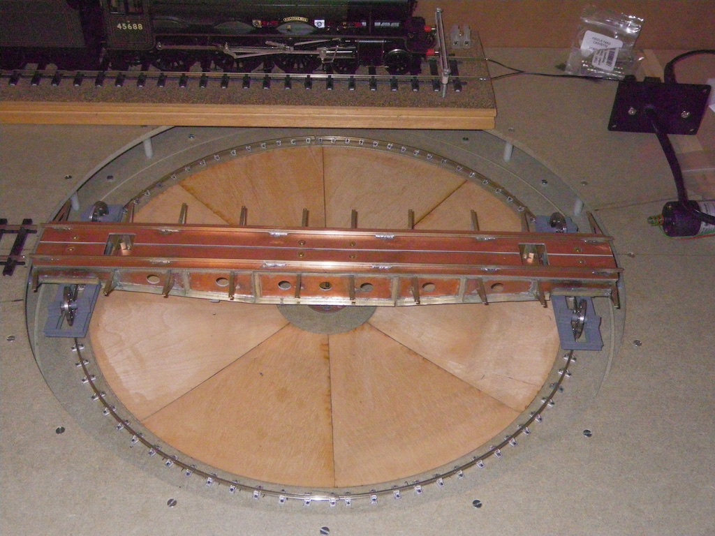60ft Turntable Construction - 9 - The Legge Lane MPD Blog - RMweb