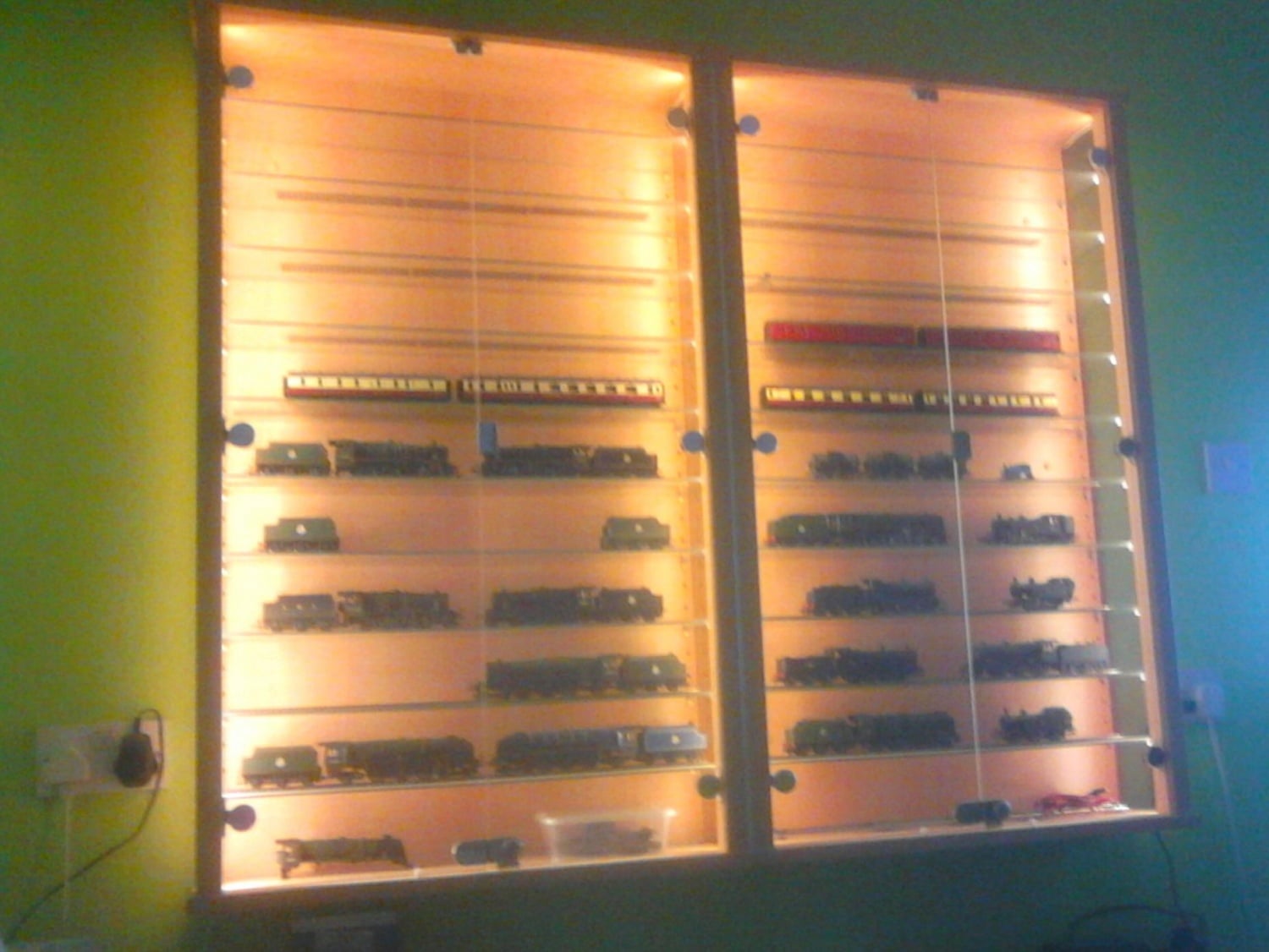 Display Cabinets - Modelling Questions, Help and Tips - RMweb