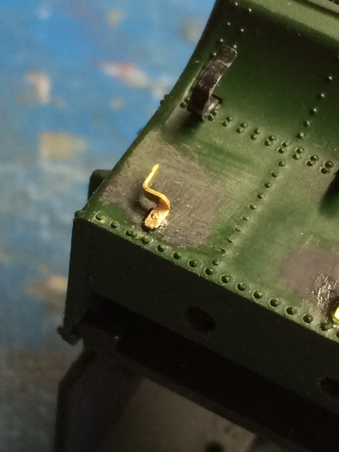 How to remove super glue from a Bachmann pannier body. - Modelling ...