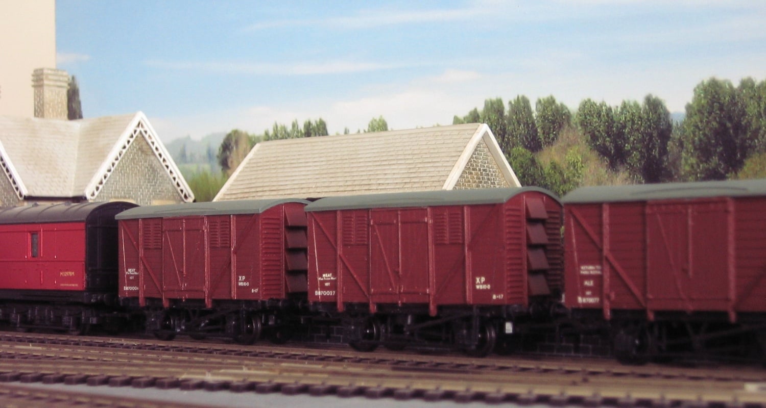Dapol (Kitmaster/Airfix) Meat Van - Kitbuilding & Scratchbuilding - RMweb
