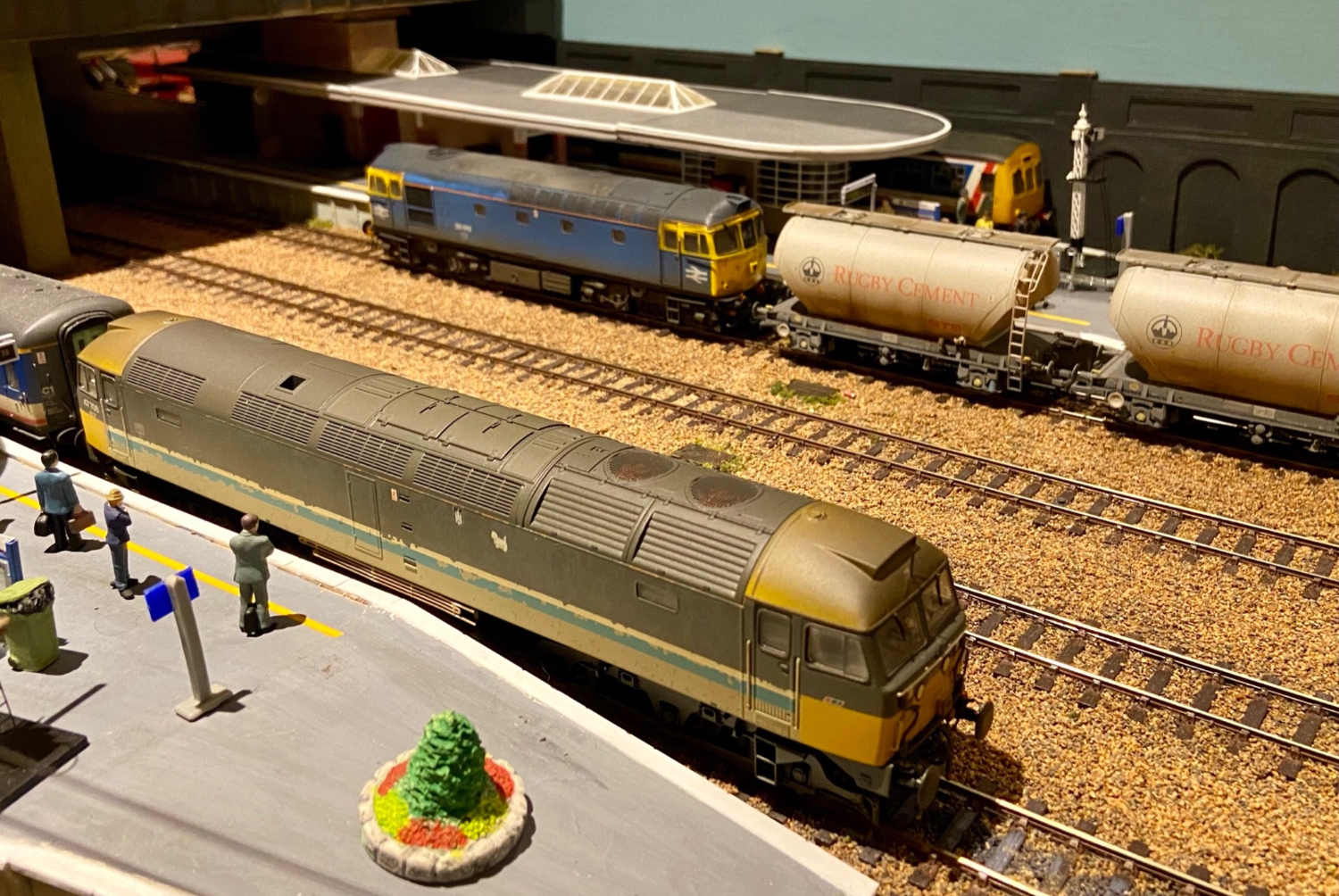 Kernow MRC - weathered NSE-branded ScotRail 47706 - Kernow Model Rail ...